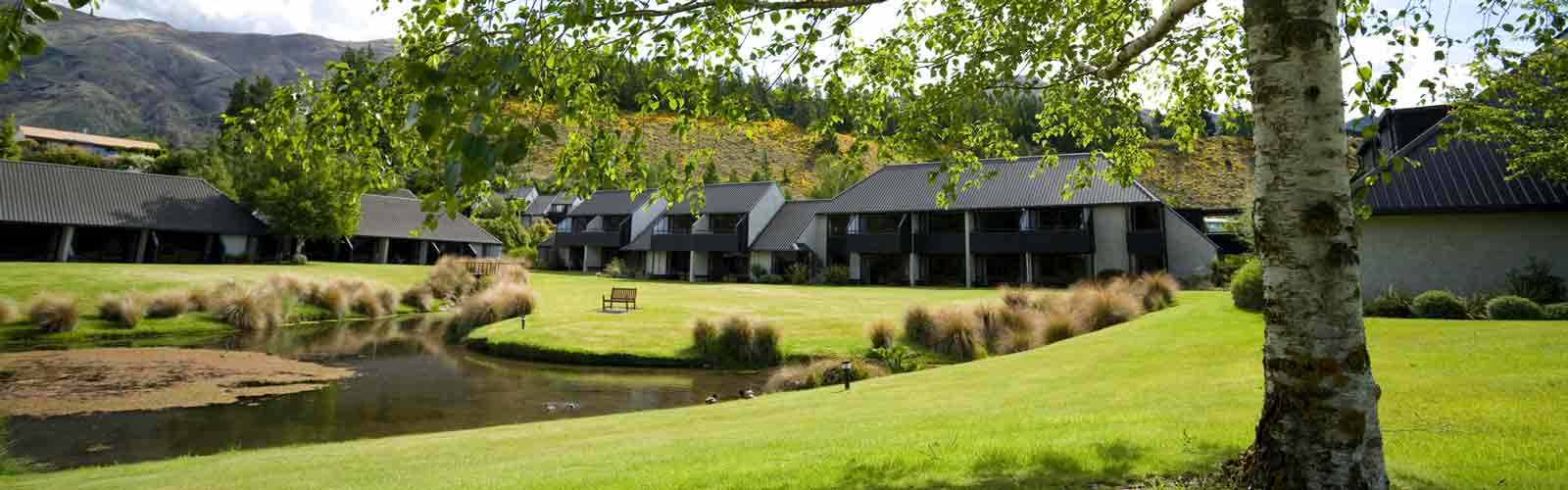 Edgewater Lake Wānaka: New Zealand Holiday Deals & Packages 2024